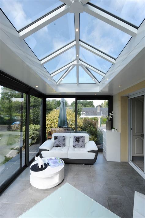 Installer Une Veranda Contemporaine à Toiture Plate