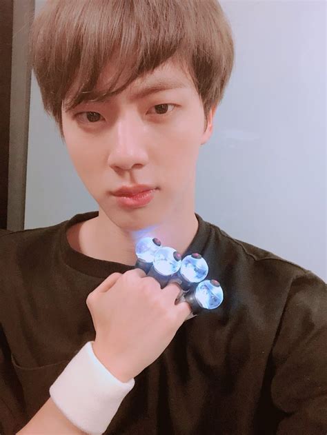 Pin By Heyhey ️ On Jin Bts Jin Seokjin Kim Seokjin