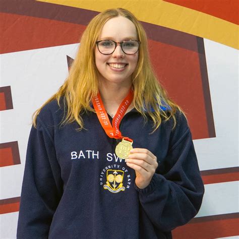 Open Water Switch Earns Early Reward As Swimming Scholar Leah Crisp
