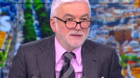 “les Jean Moulin Du Café De Flore” Pascal Praud Se Paye Jacques Weber Et Alain Souchon Après