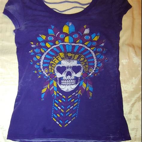 Affliction Tops Affliction Skull With Heart Shaped Eyes Medium