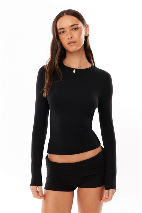 Womens Long Sleeve Tops Hoodies Shirts And Tees Supre
