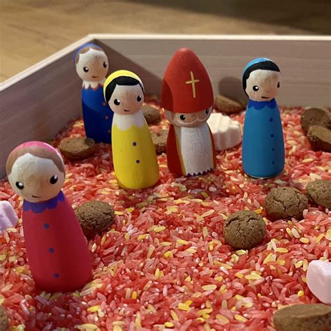 Sinterklaas En Pietjes Set • Zus And Hout