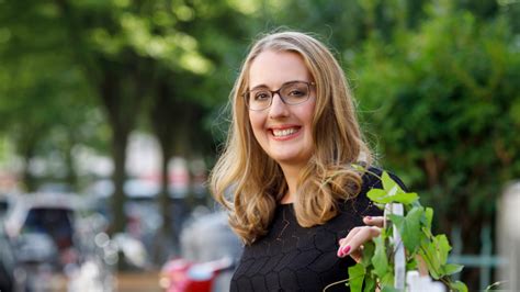 Leichte Sprache Katharina Dröge Grüne Bundestagsabgeordnete Aus Köln
