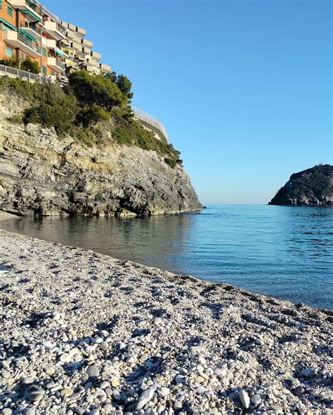 Les Plus Belles Plages De Bergeggi Italie 🇮🇹 Ligurie Spiaggia Près De