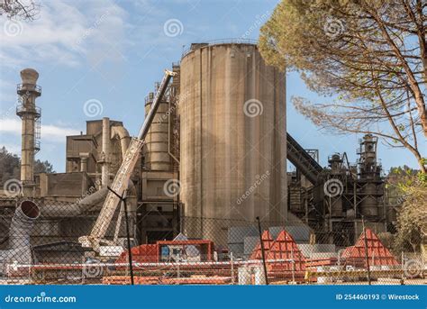 Installations Of The Cement Factory In Arrabida Of The Company Secil In