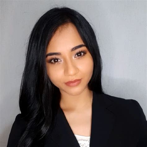 Jennifer Ortiz Community Manager Asevirsa Linkedin
