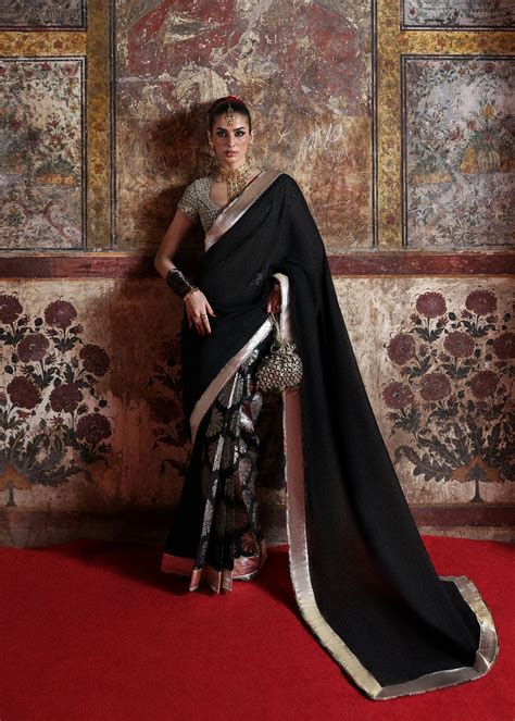 Raha Couture 25 Dilruba Hussain Rehar Chaand Tara