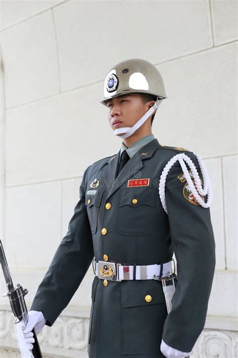 Taipei Honor Guard Standing Guard Editorial Stock Image Image Of Attentively Attention 64707659