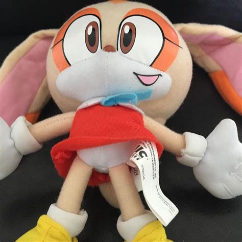Great Eastern Sonic The Hedgehog Cream The Rabbit 75 Plush 1821487839