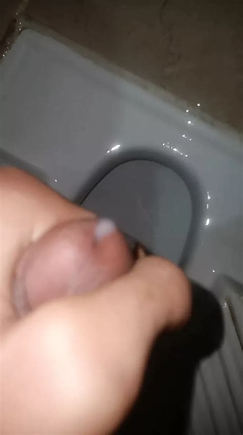 Bathroom Me Ja Ke Muda Mara Pg Me Rhata Hu Feat Manish Big Cock