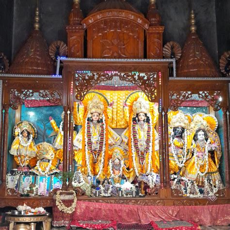 Sriman Mahaprabhu Vijaya Vigraha Iskcon Mayapur