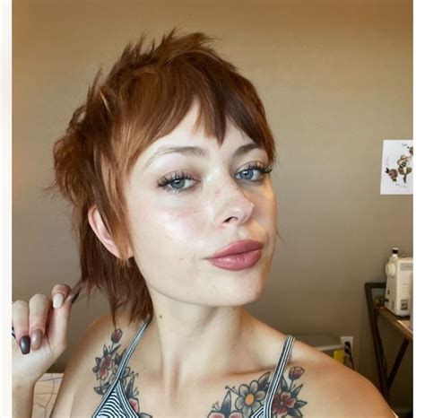 34 Wavy Pixie Cuts That Bring Out The Romantic Side Of Short Hair