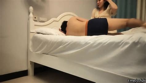 【冈本龟田一郎探花】，每日一个精品人妻，找寻缺失的母爱，风情万种极品美乳，全场最佳 Eporner