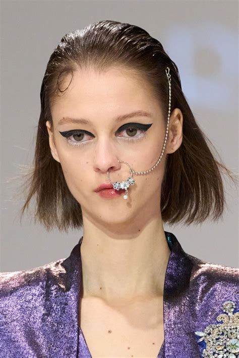 Défilé Rizman Ruzaini Couture Printemps Eté 2024