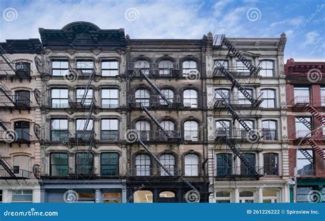 Antiguos Edificios Del Siglo Xix En La Zona De Tribeca De Nueva York Foto De Archivo Imagen De