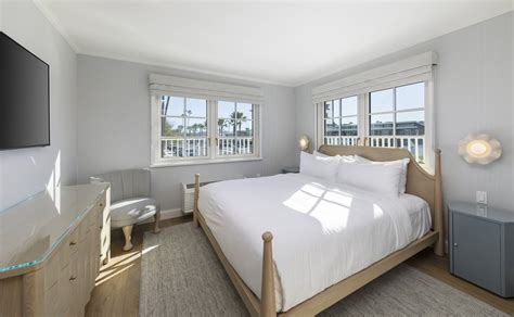 Bay Shores Peninsula Hotel Visit Newport Beach