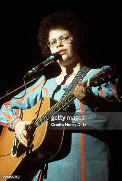 279 Phoebe Snow Photos And High Res Pictures Getty Images