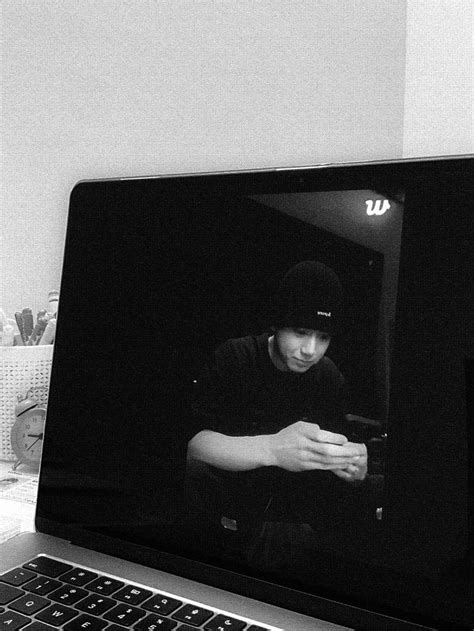 Pin By Darya On Kooki In 2025 Funny Blogs Jungkook Cute Jungkook