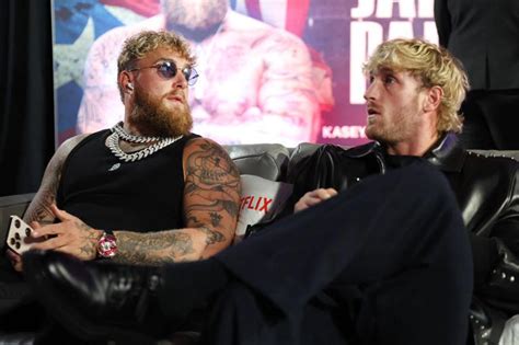 Logan Paul Left Red Faced As Entrance To Brother Jakes Fight Doesnt