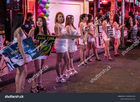 「gogo Bar」の写真素材と絵 781点の画像 Shutterstock