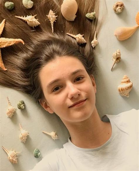 Kristina Pakarina Kristina Pakarina Around The Shells