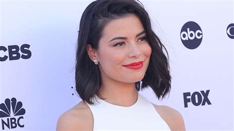 ‘icarly Star Miranda Cosgrove Says It Was ‘scary ‘challenging To Be