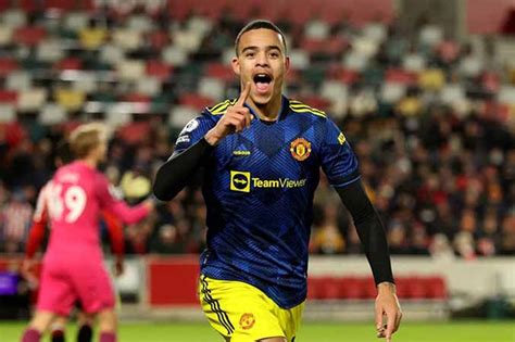 မန်ယူတိုက်စစ်မှူး ဂရင်းဝုဒ် ဂီတာဖေးအသင်းသို့ အငှားစာချုပ်ဖြင့် ပြောင်းမည်