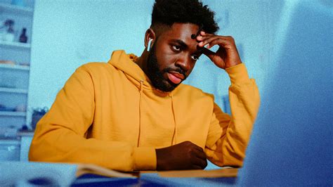 The Singular Toxic Mindset That Keeps You From Being Happy Polly