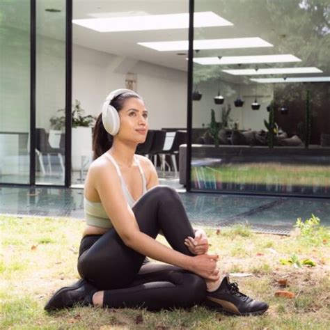 Wardah Khan Morello Bookings