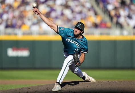 Egg Harbor Townships Cameron Flukey Projected As Top 10 Pick In 2026 Mlb Draft Newsbreak