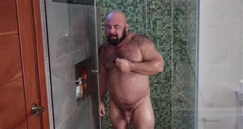 Bearded Bald Muscledaddy Showers