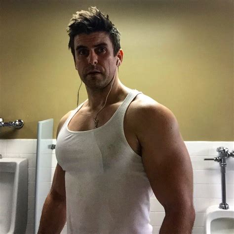 Pin De Bellxr28 Em Cooper Barnes Garotos Sensuais Rapazes Sensuais Homens Gostosos