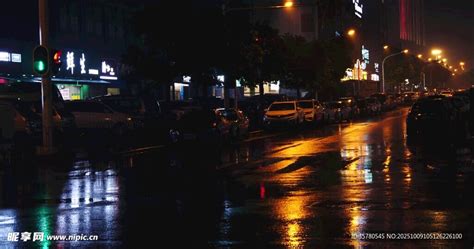 雨夜城市街道积水倒影 城市风光 实拍视频 多媒体图库 昵图网