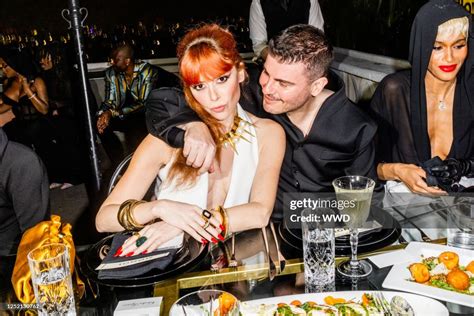 Natasha Lyonne Eli Mizrahi And Cindy Bruna At The Intimate Dinner