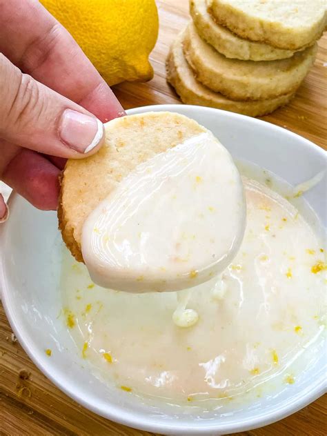 Frosted Lemon Glaze Combinations At Carl Buteau Blog