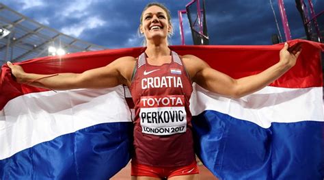 Sandra Perkovic Dominates Discus Throw To Clinch Second Title At World Championships Sport