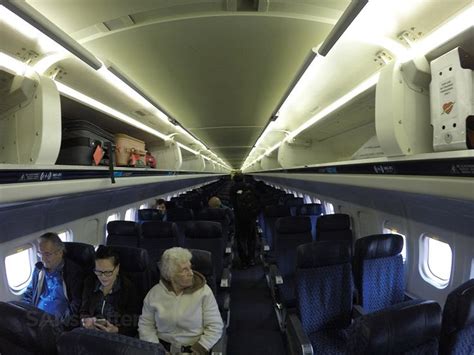American Airlines Mcdonnell Douglas Md 80 Md83 Main Cabin Extra