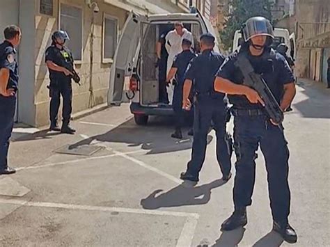 Ubijeni škaljarac Bio Vođa Iz Senke Mondo