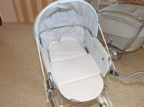 Bildern: | Kinder wagen, Nostalgie kinderwagen, Alte kinderwagen