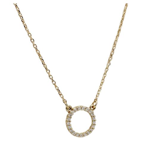 14 Karat Yellow Gold Natural Diamond Circle Pendant Necklace For Sale