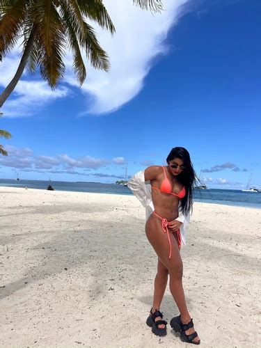 Check Out Julieth Alzate Juliethalzate On Linkme