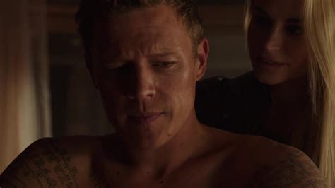 Auscaps Christopher Egan Shirtless In Dominion 1 06 Black Eyes Blue