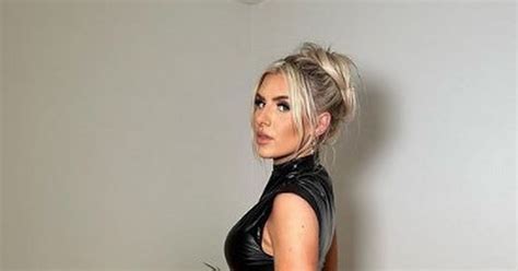 Love Islands Chloe Burrows Told Behave As She Sends Fans Wild In Tightest Dress Yet Daily Star