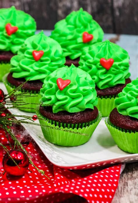 These Grinch Cupcakes Will Have Your Heart Growing Three Sizes With