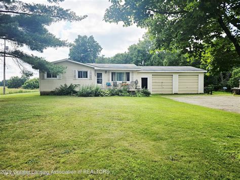 5531 N Chipman St Owosso Mi 48867 Zillow