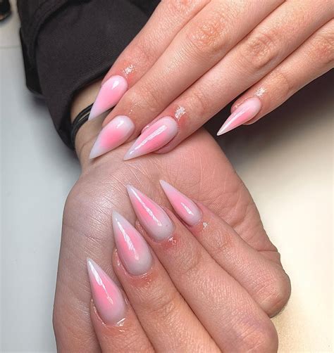 15 Fresh Pink And White Nail Ideas Perfect For You Creativebooster