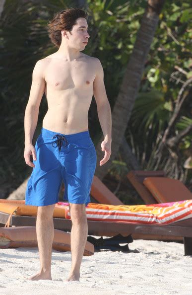 Justin Long 2026 Girlfriend Net Worth Tattoos Smoking And Body Facts