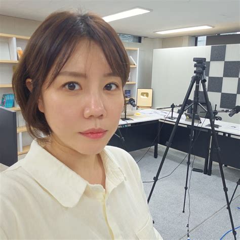 배승희 배승희 Added A New Photo