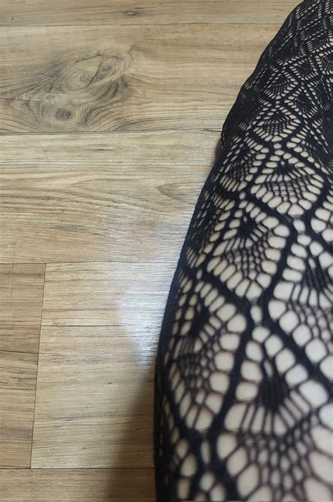 Olt On Twitter 엄마가n혹시 너 스타킹 안필요해n하면서n무슨 보따리에서 주섬주섬 꺼내주는거야n